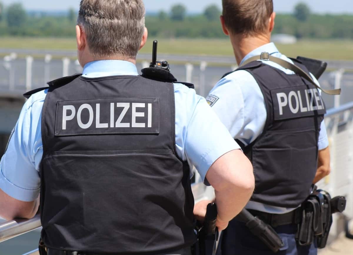 Germany says to limit migrant benefits after Solingen attack - Insider ...