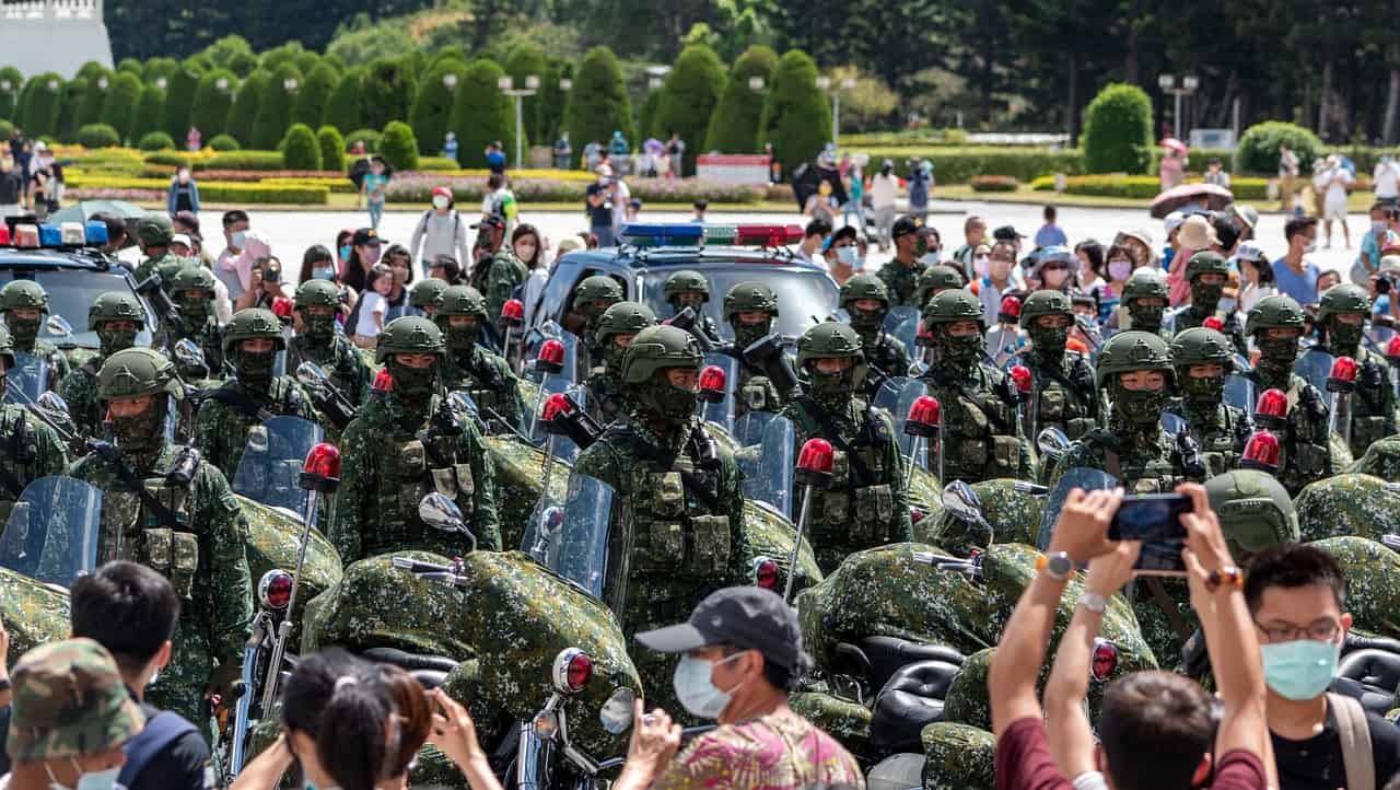 Four Taiwan soldiers charged with spying for China - Insider Paper