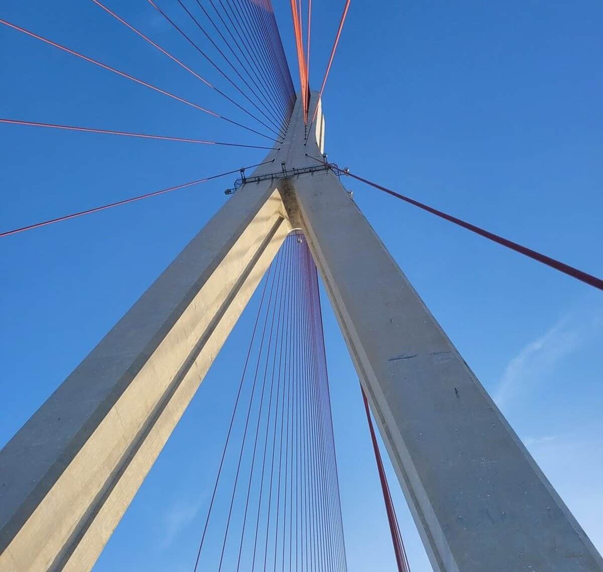Briton plunges to death from bridge in Spain making online content ...