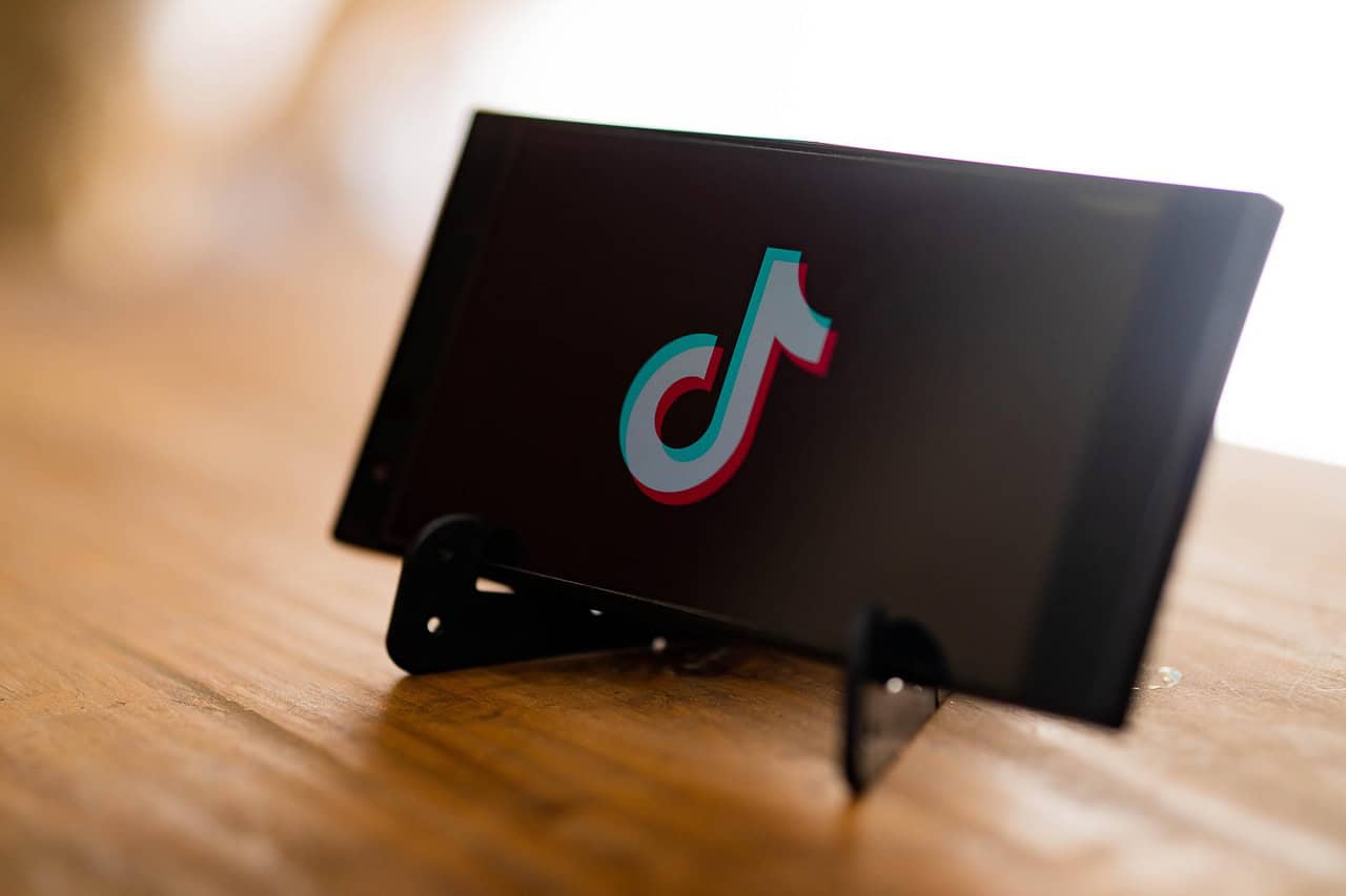 TikTok signs joint venture deal to end US ban threat - Insider Paper