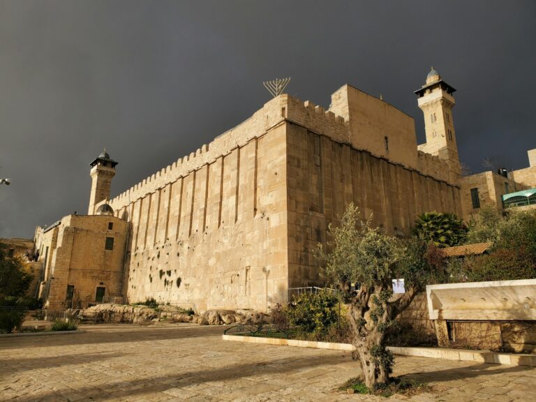 Israeli minister strips Palestinians of control over Hebron holy site ...
